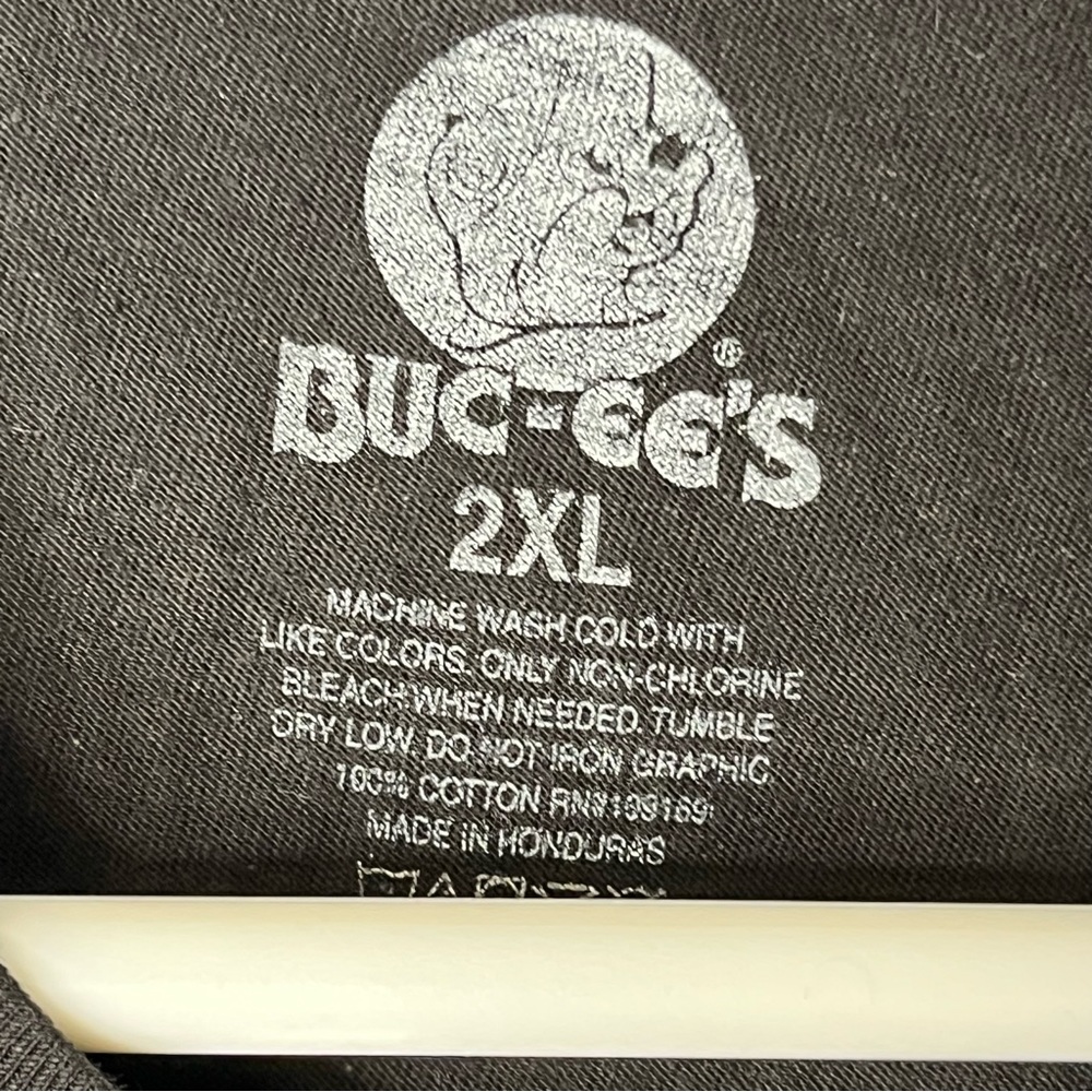 New Buc-Ees Masked Graphics Crew Neck Shirt Size Xxl - Gem